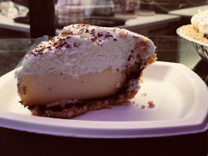 Fudge Bottom Pie: A Timeless Story of a Pie and the People who Love it ...