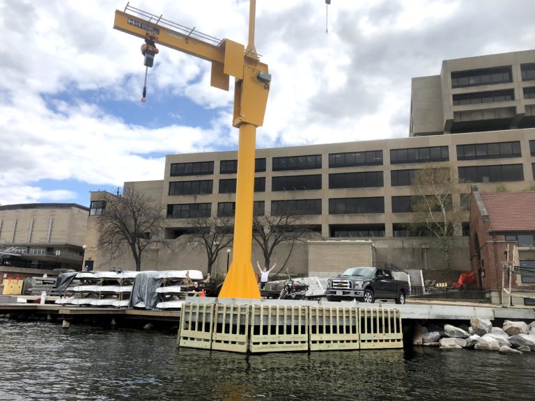 New Crane Installed on Union Lakefront | Terrace Views